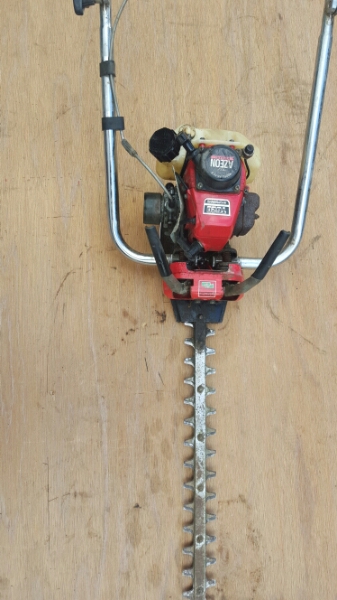 ニッカリ AZEON NT-7X-3 畦草刈機 ヘッジトリマーバリカンモア(刈払機)｜売買されたオークション情報、yahooの商品情報を ...