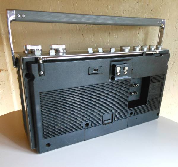 70sレトロ SONY ビンテージ ラジカセ CFS-V1 整備済 動作良好(ラジカセ)｜売買されたオークション情報、yahooの商品情報を ...