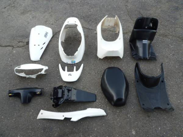 カ1128 ライブディオZX AF35 外装.インナーカウル11点 DIO.AF34(セット)｜売買されたオークション情報、yahooの商品情報をアーカイブ公開 - オークファン（aucfan ...