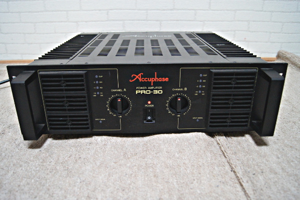 Accuphase/アキュフェーズ 業務用パワーアンプ PRO-30(アキュフェーズ)｜売買されたオークション情報、yahooの商品情報を ...