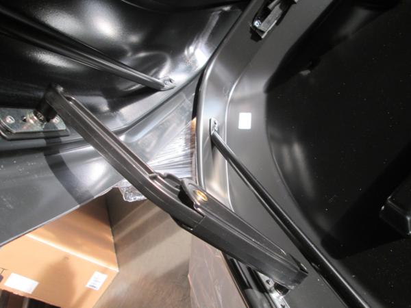 THULE Flow フロー TH606 ルーフボックス ブラック(ルーフキャリア)｜売買されたオークション情報、yahooの商品情報をアーカイブ公開 - オークファン（aucfan.com）