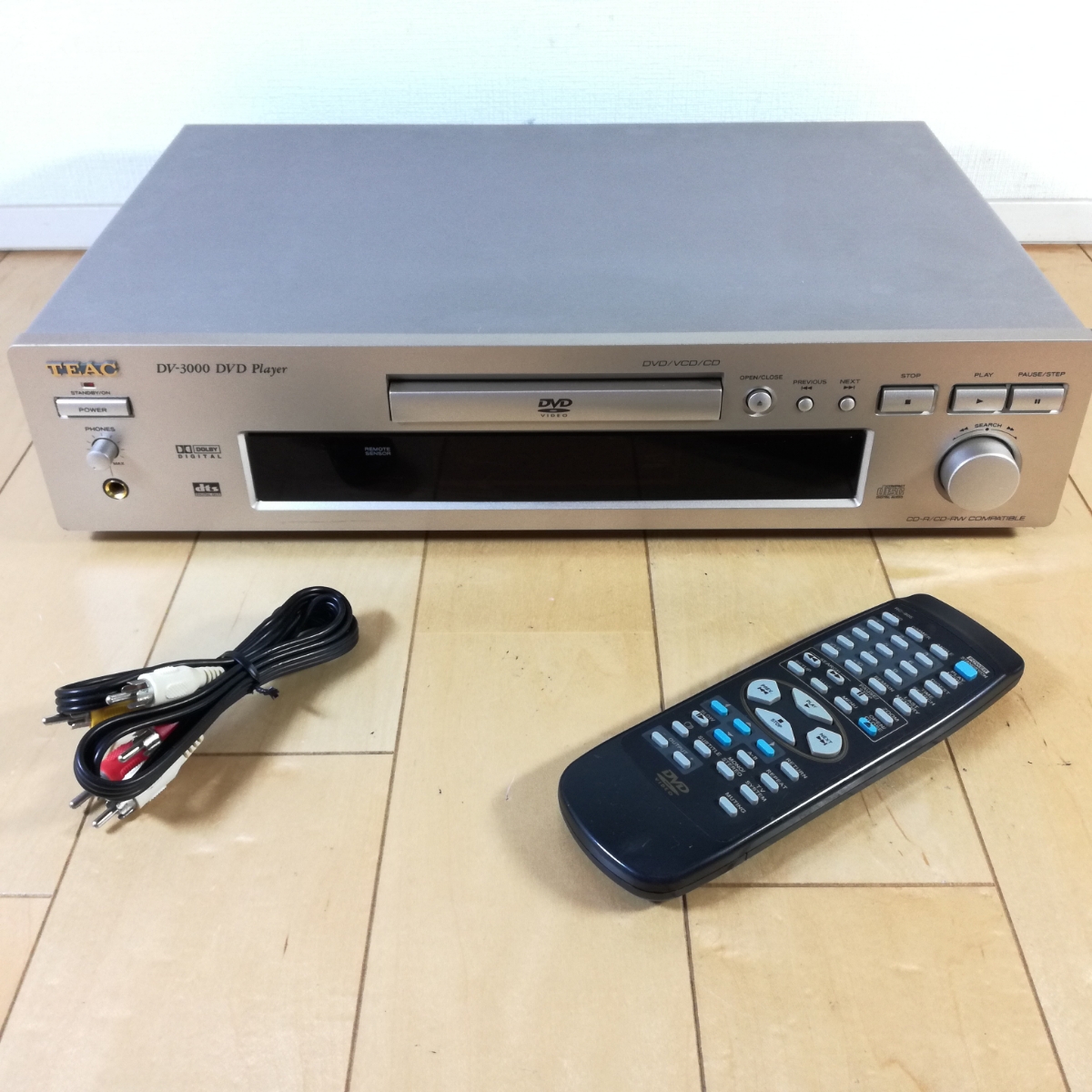TEAC DVDプレーヤー DV-3000(一般)｜売買されたオークション情報、yahooの商品情報をアーカイブ公開 - オークファン（aucfan.com）
