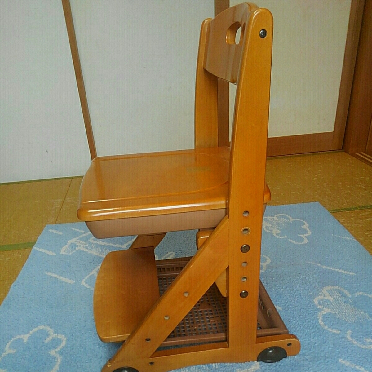 学習椅子 ITOKI イトーキ CREBIO KM 85-48 天然木 座面可動式 座面スライド 姿勢保持効果 食卓椅子にも最適(学習机)｜売買されたオークション情報、yahooの商品情報を ...