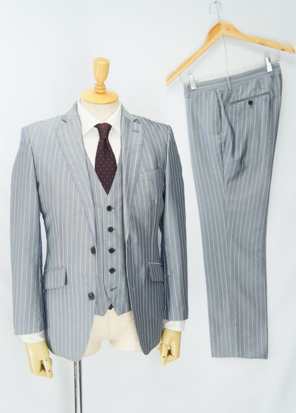 m9215 メンズティノラス ストライプ柄/スリーピーススーツ/2Bスーツ/シングルスーツ/3ピース/グレー(Mサイズ)｜売買された ...