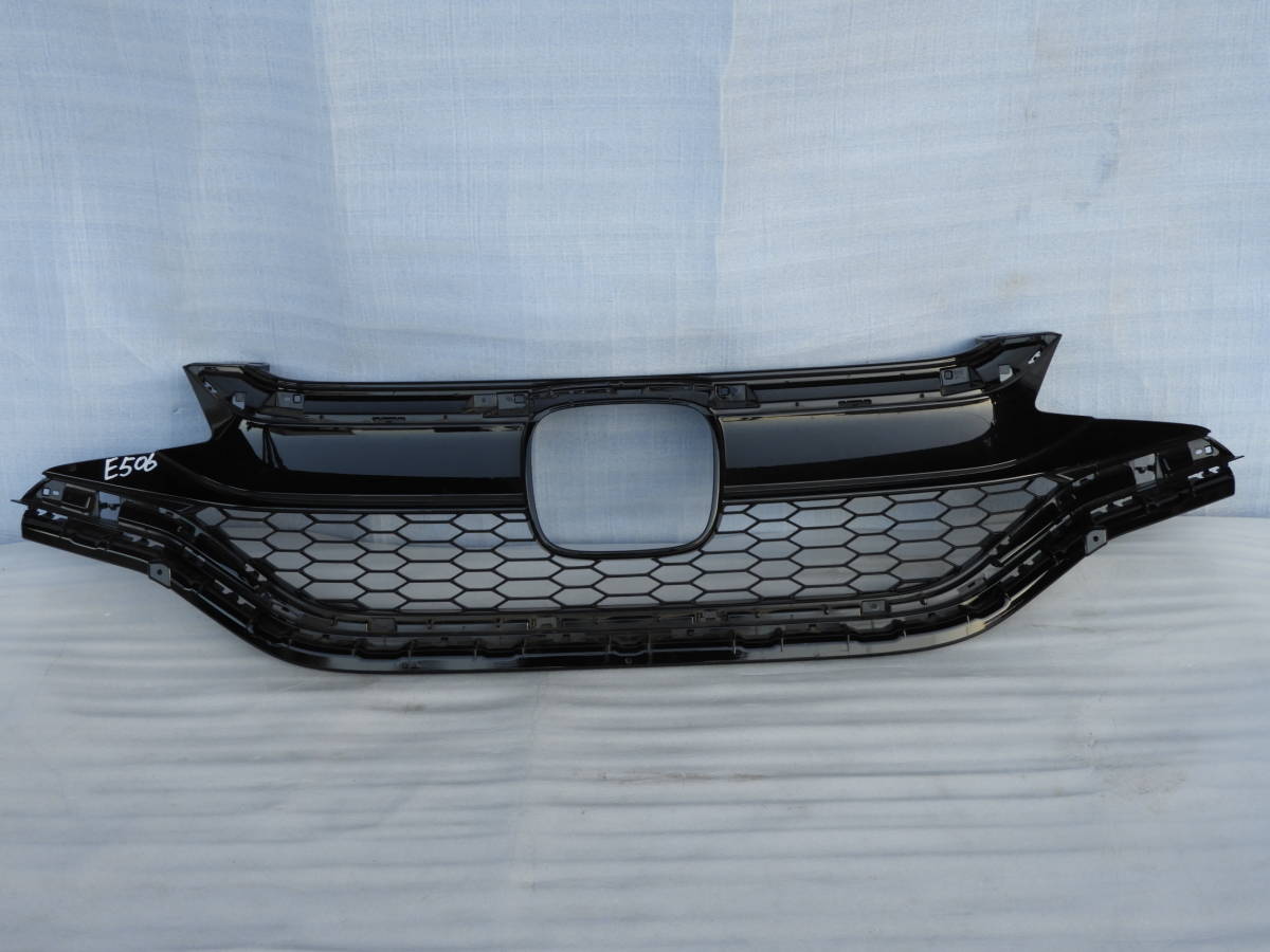 ホンダ フィット フロントグリル GK3/GK4/GK5/GK6 後期 71121-T5A-J50 181129-E506(フロント)｜売買さ ...