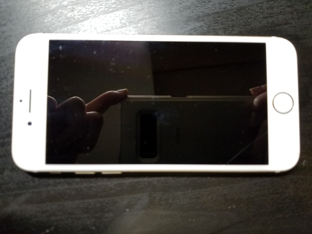 Apple iPhone7 32GB ゴールド MNCG2J/A SoftBank ジャンク 画面割れ(iPhone 7)｜売買されたオークション情報、yahooの商品情報をアーカイブ公開 ...