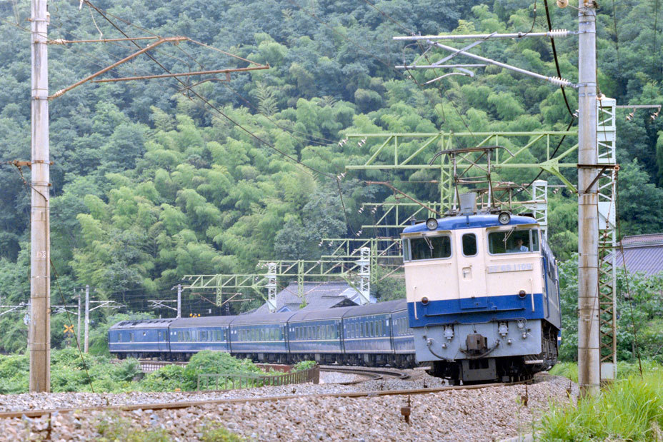 EF65 1109 + 20系(鉄道)｜売買されたオークション情報、yahooの商品情報をアーカイブ公開 - オークファン（aucfan.com）