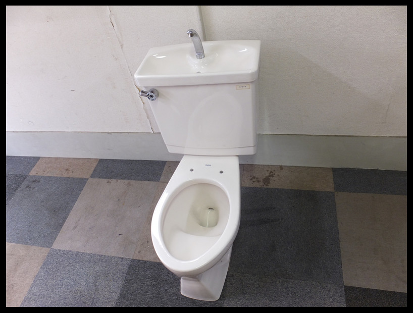 床下排水 TOTO トイレ便器 洋式便器 C720 S721B タンク セット(洋式)｜売買されたオークション情報、yahooの商品情報を ...