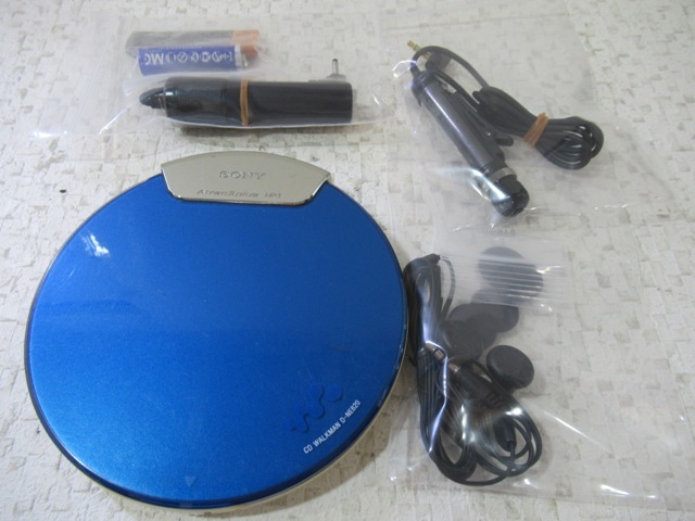SONY D-NE820 Walkman ブルー ポータブルCDプレーヤー CD-R/RW MP3 ソニー ウォークマン リモコン イヤホン付 ...