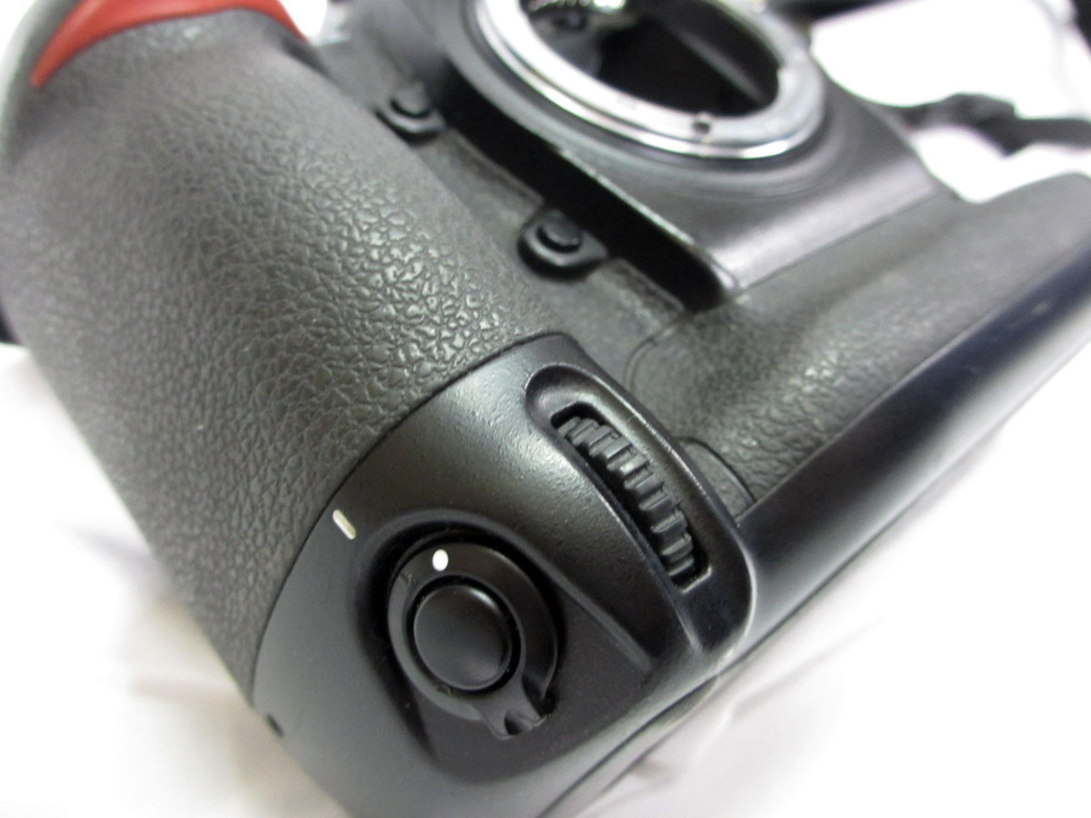 ニコン D2X ボディ ec05(ニコン)｜売買されたオークション情報、yahooの商品情報をアーカイブ公開 - オークファン（aucfan.com）