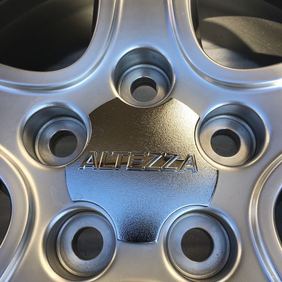 トヨタ アルテッツァ 新車外しホイール1本 ALTEZZA 17×7JJ｜タイヤ、ホイール