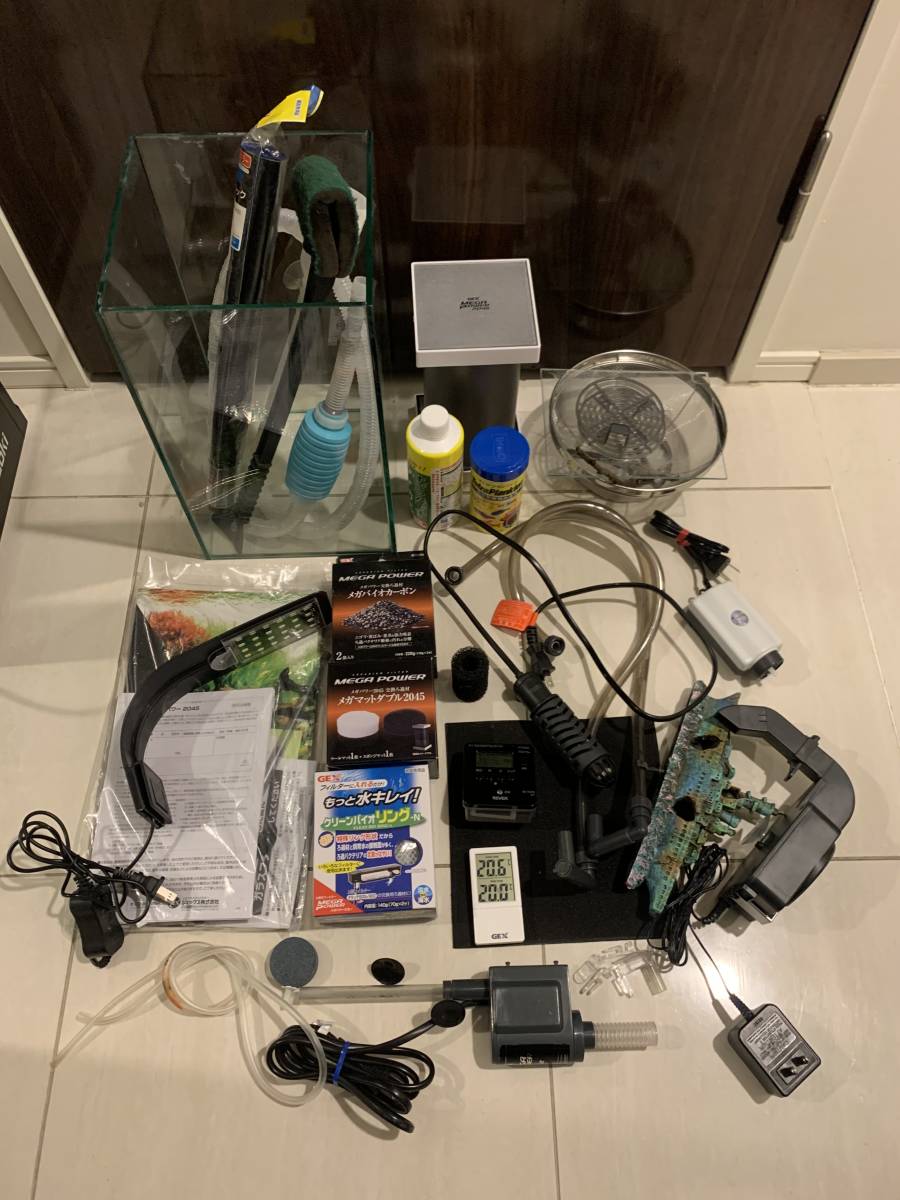 GEX ジェックス 水槽 熱帯魚 20cm×20cm×35cm セット ジャンク品 品あり(30cm～)｜売買されたオークション情報、yahooの商品情報をアーカイブ公開 - オークファン ...