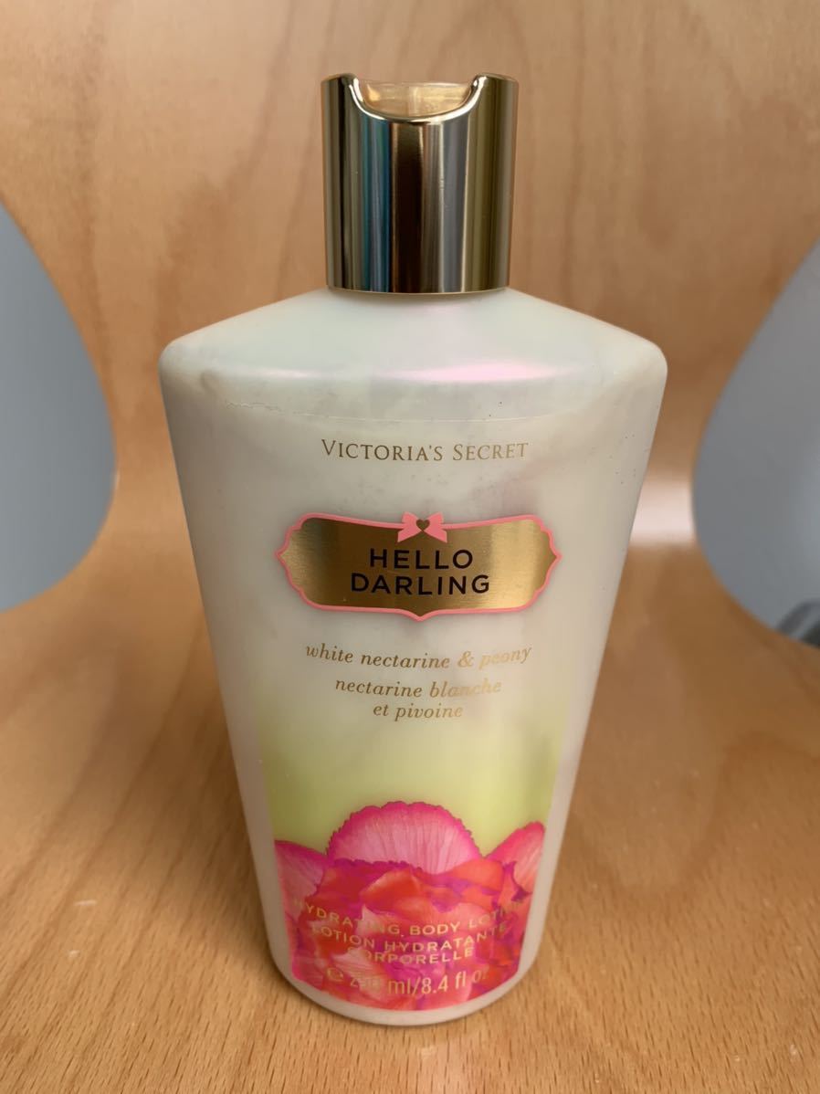 ヴィクトリアシークレット ボディローション Victoria's Secret HELLO DARLING HYDRATING BODY ...