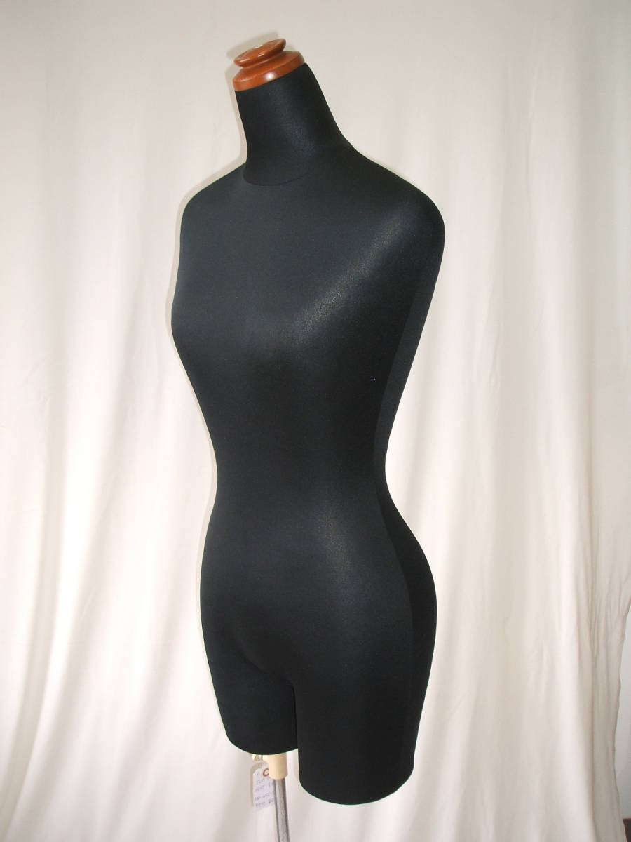 女性用 上半身トルソーマネキン A バスト83cm 黒 SUN BODY 1体(女性)｜売買されたオークション情報、yahooの商品情報を ...