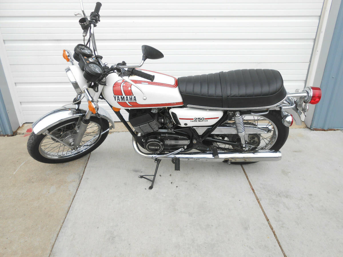 ヤマハRD250B 1975年(126cc-250cc)｜売買されたオークション情報、yahooの商品情報をアーカイブ公開 - オークファン ...