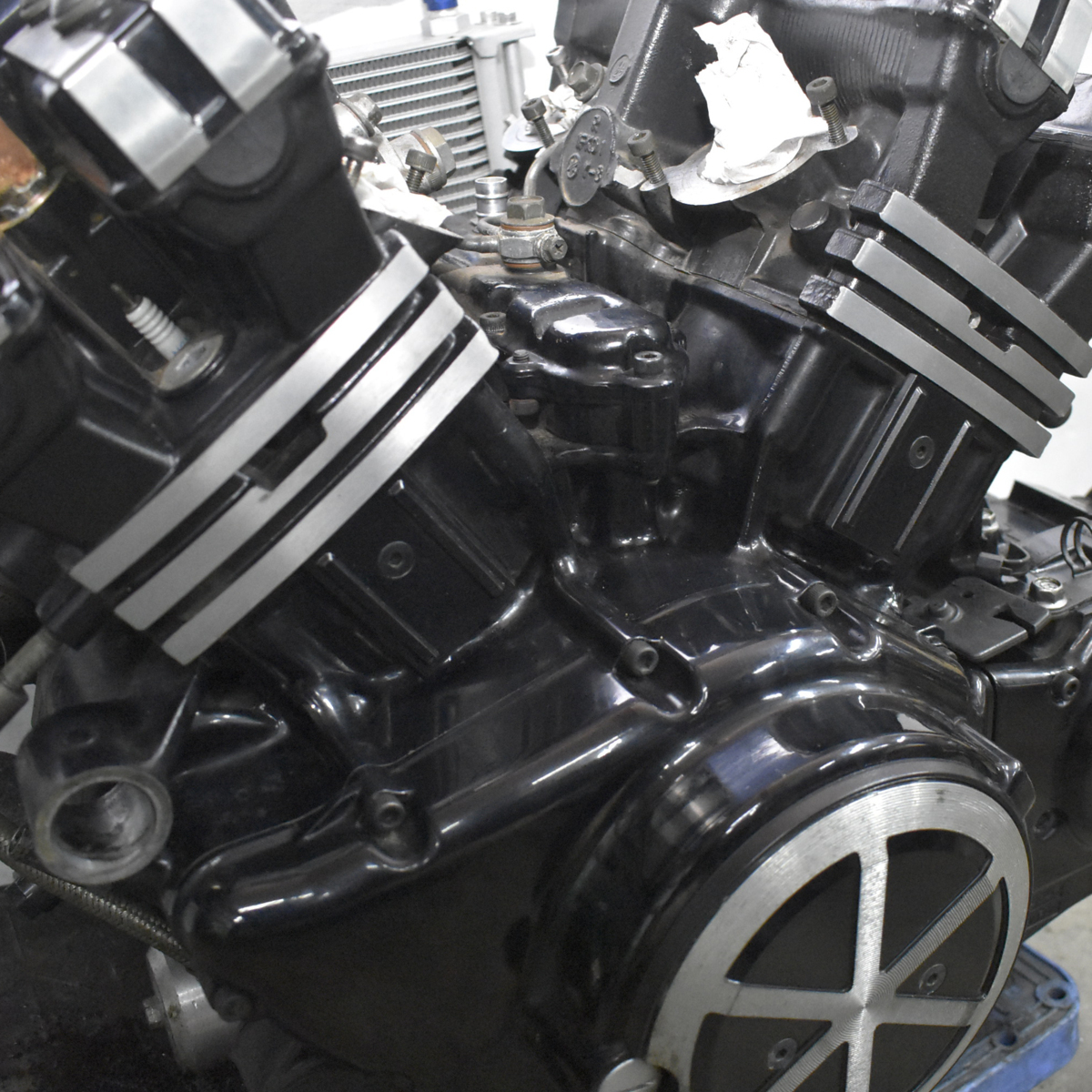 ヤマハ V-MAX JYA2WEE 動画あり 実動 エンジン オイルクーラー キット 2WE-076669 P AVX(エンジン本体)｜売買されたオークション情報、yahooの商品情報を ...