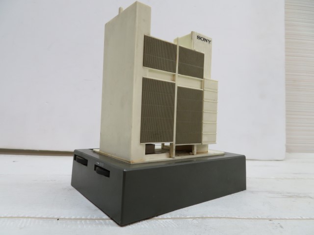 昭和レトロ SONY 9R-41 ソニービル 竣工記念 ビル型ラジオ SONY BUILDING 1966年 銀座 26296(アンティーク ...