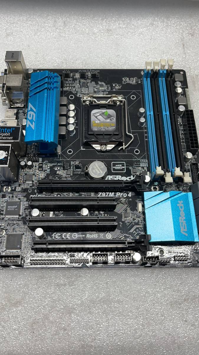 M3154 マザーボード ASRock－Z97M Pro4 本体から取り外した 中の状態が分かりません 写真 判断してください(PC/AT互換 ...