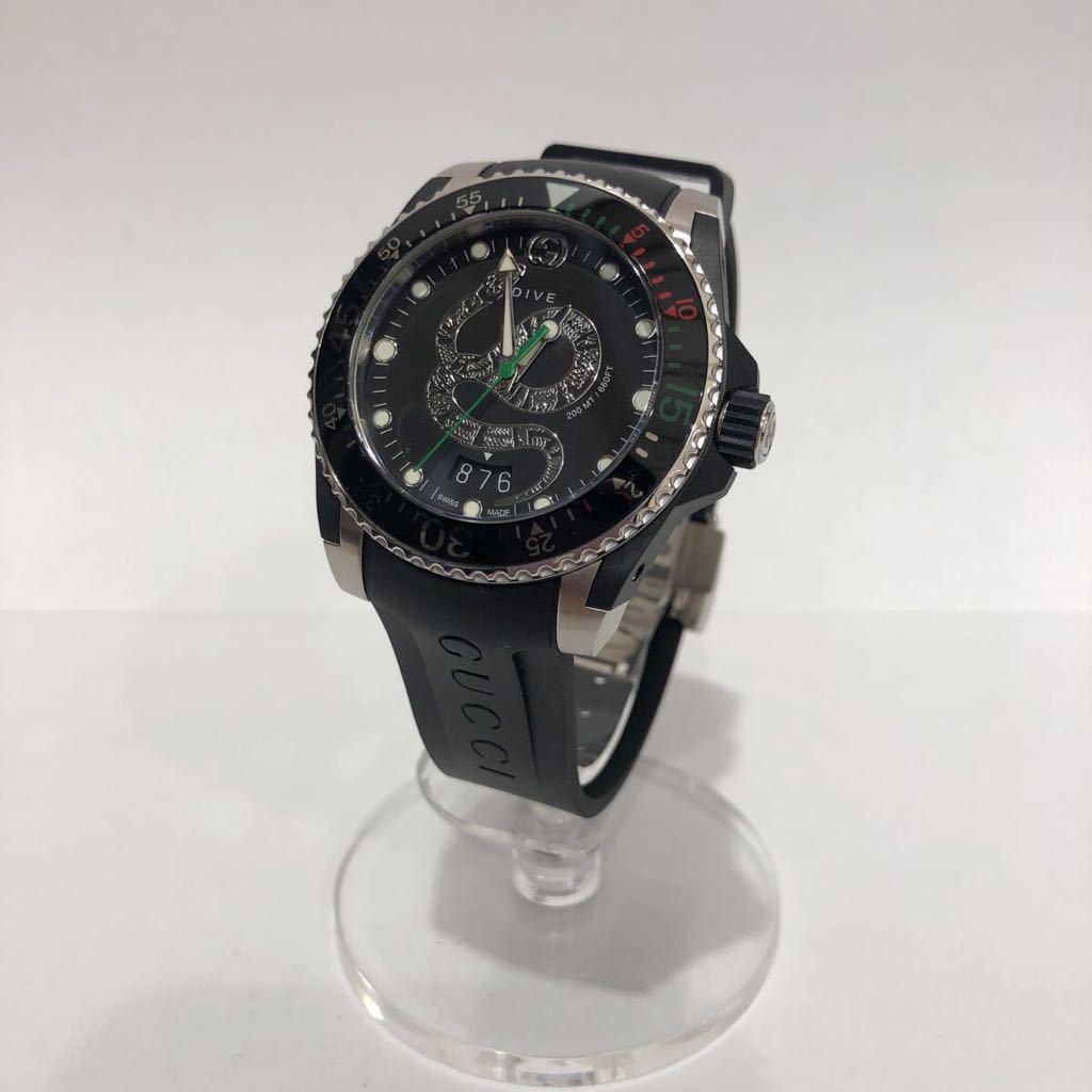 GUCCI ダイヴ スネーク YA136323 グッチ ステンレス アナログ 20気圧防水 ラバー 腕時計 クォーツ BLK スイス製 ...