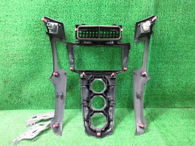 ヴィッツ RS SCP90 オーディオパネル ブラケット付 W5704(トヨタ用)｜売買されたオークション情報、yahooの商品情報を ...