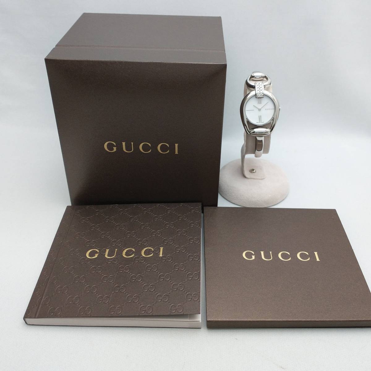 箱 取説 付 GUCCI グッチ ホースビット YA139504 139.5 ダイヤモンド ホワイトシェル文字盤 クォーツ レディース 腕時計 ...