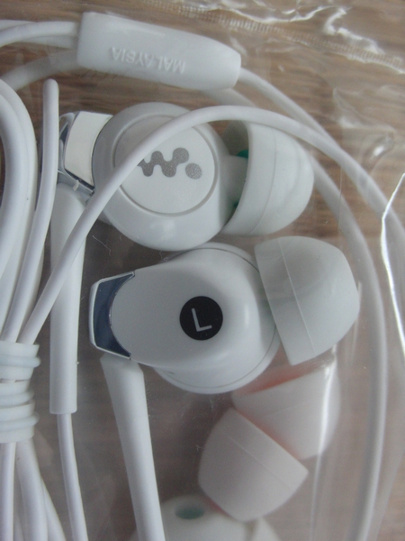 MDR-EX300 SONY ソニー イヤフォン ウォークマン付属品(ソニー)｜売買されたオークション情報、yahooの商品情報をアーカイブ ...