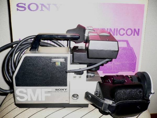 ビデオカメラ SONY SMFトリニコンHVC－2800(その他)｜売買されたオークション情報、yahooの商品情報をアーカイブ公開 ...