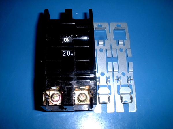 富士電機 20A単相ノーヒューズブレーカー F52 極浅使用品 協約型(電気材料)｜売買されたオークション情報、yahooの商品情報を ...