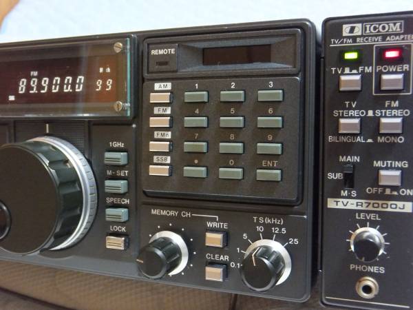 ICOM IC-R7000+TV-R7000J 完動品 受信良好(受信機)｜売買されたオークション情報、yahooの商品情報をアーカイブ公開 ...