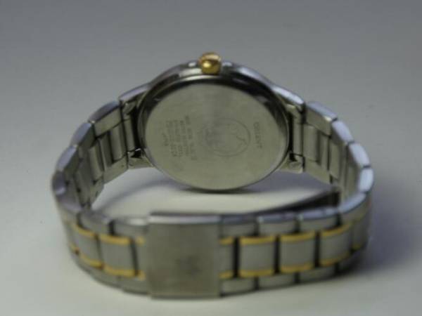 腕時計 ORIENT CYGNUS QUARTZ SWIMMER 100 UD03-B0 銀盤メタル製(オリエント)｜売買されたオークション ...