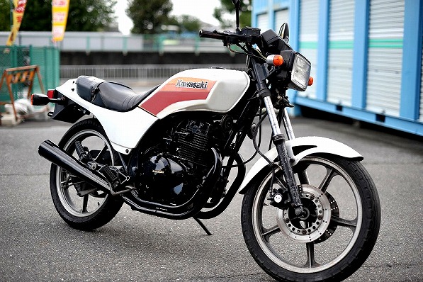 カワサキ GPZ250 バイク買取相場 査定価格表