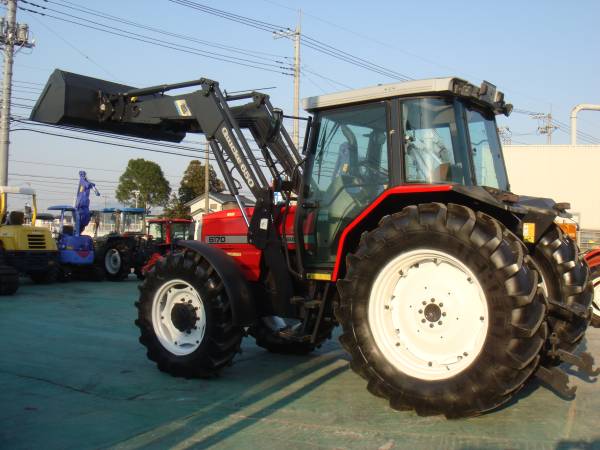 マッセイファーガソン トラクター MF6170－4(車体)｜売買されたオークション情報、yahooの商品情報をアーカイブ公開 - オークファン ...