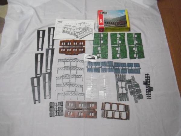 ヘルヤン HELJAN B643 ラウンドハウス 扇形機関庫組み立てキット(建物)｜売買されたオークション情報、yahooの商品情報を ...