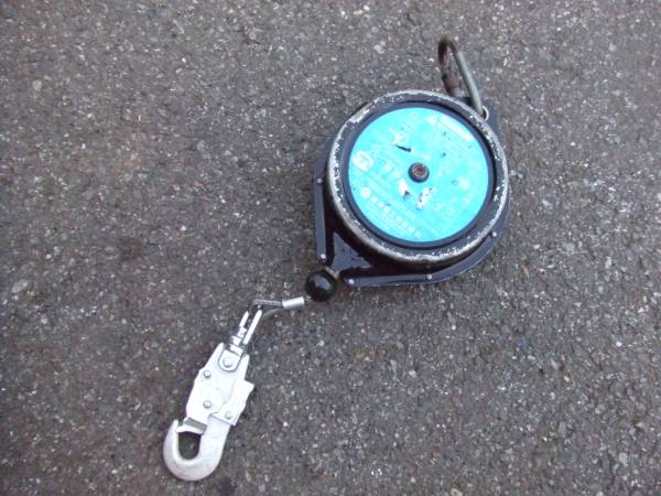 ベルブロック 藤井電工 PROTECTA JRG ④ 589(安全帯)｜売買されたオークション情報、yahooの商品情報をアーカイブ公開 ...