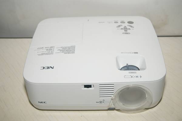 NEC 高輝度 液晶 プロジェクター NP400 2600lm HDMI可能(本体)｜売買されたオークション情報、yahooの商品情報をアーカイブ公開 - オークファン（aucfan.com）