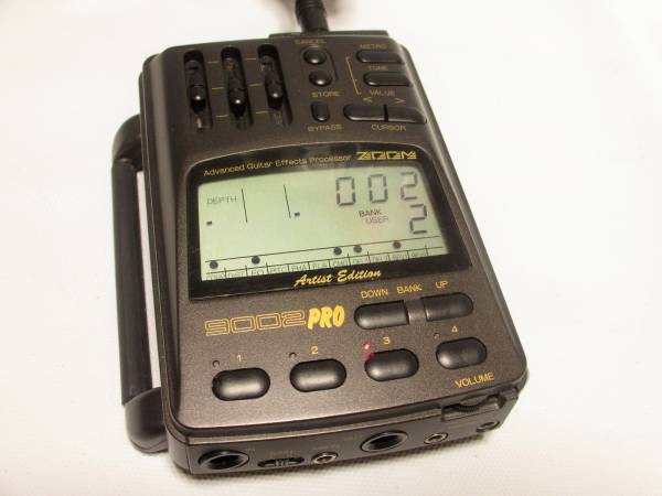 ZOOM 9002 PRO マルチエフェクター 品(マルチエフェクター)｜売買されたオークション情報、yahooの商品情報をアーカイブ公開 ...