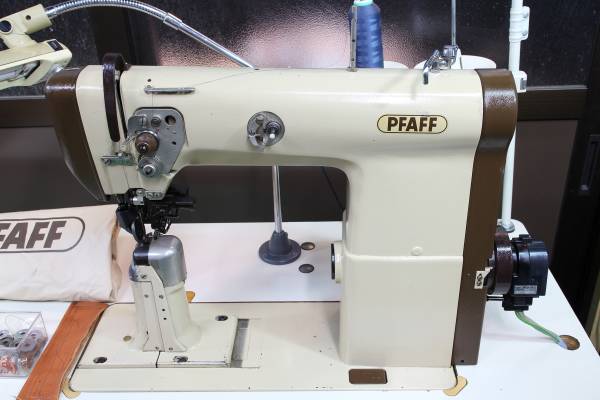 PFAFF 491 一本張り上下車輪針送り ポストミシン 工業用ミシン(本体)｜売買されたオークション情報、yahooの商品情報をアーカイブ ...