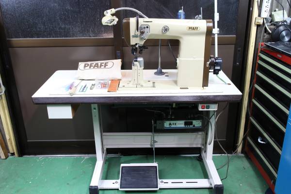 PFAFF 491 一本張り上下車輪針送り ポストミシン 工業用ミシン(本体)｜売買されたオークション情報、yahooの商品情報をアーカイブ ...