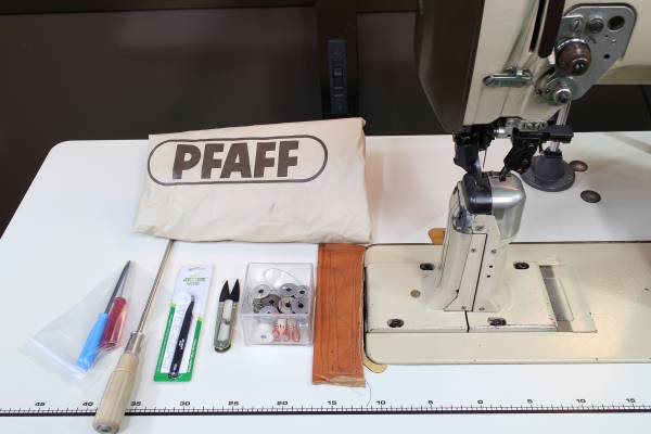 PFAFF 491 一本張り上下車輪針送り ポストミシン 工業用ミシン(本体)｜売買されたオークション情報、yahooの商品情報をアーカイブ ...