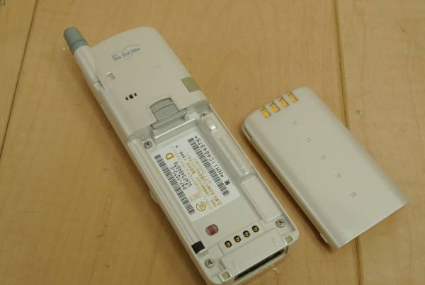 NTT DoCoMo デジタル ムーバ D206 HYPER(三菱電機)｜売買されたオークション情報、yahooの商品情報をアーカイブ公開 - オークファン（aucfan.com）