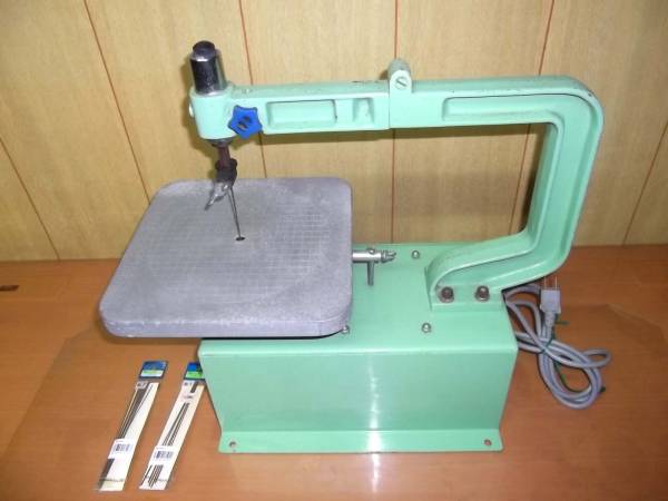 YM-320F 藤原産業 糸ノコ 糸のこ盤 糸のこ機械(糸のこ盤)｜売買されたオークション情報、yahooの商品情報をアーカイブ公開 - オークファン（aucfan.com）