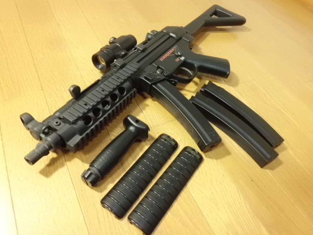 マルイ MP5 RAS ドットサイト マガジン×3本 状態良好 MP5K クルツ PDW MP5A4 A5 SD 5 6 UMP CYMA S ...