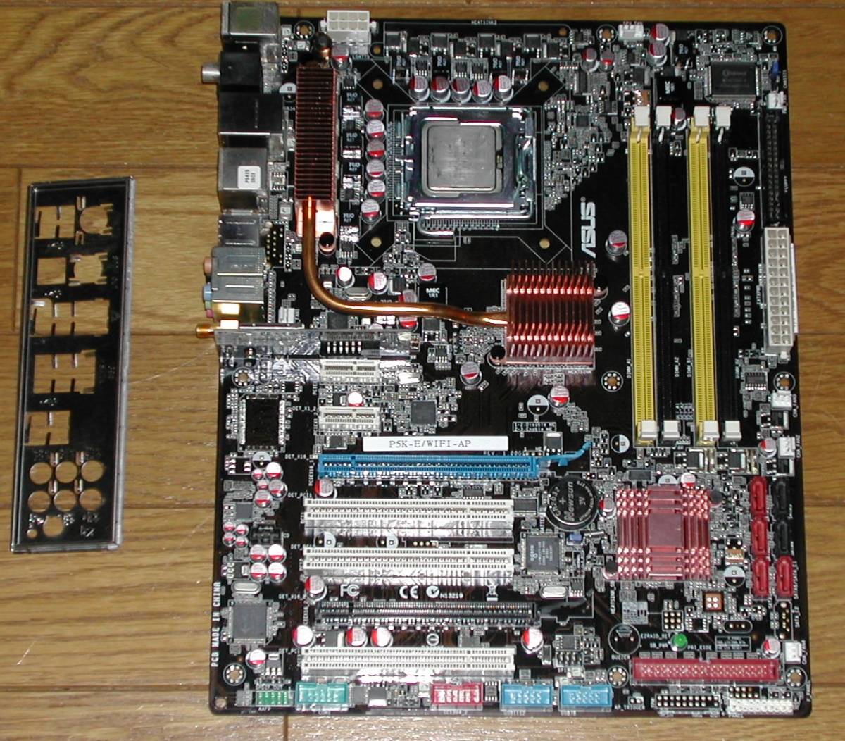 ASUS P5K-E Wi-Fi AP LGA775 Q6600付き(ASUSTeK)｜売買されたオークション情報、yahooの商品情報を ...