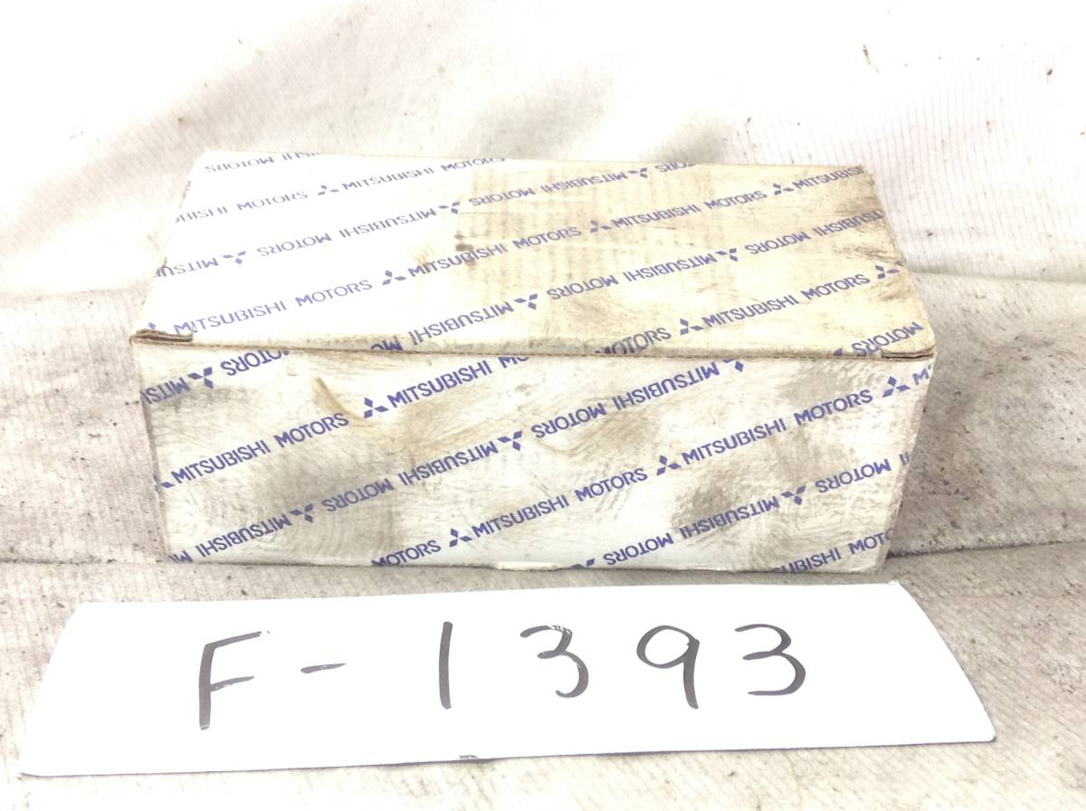 三菱純正 MR389547 デリカ スペースギア 等 フロント ブレーキパッド 品 F-1393(ブレーキパッド)｜売買されたオークション情報 ...
