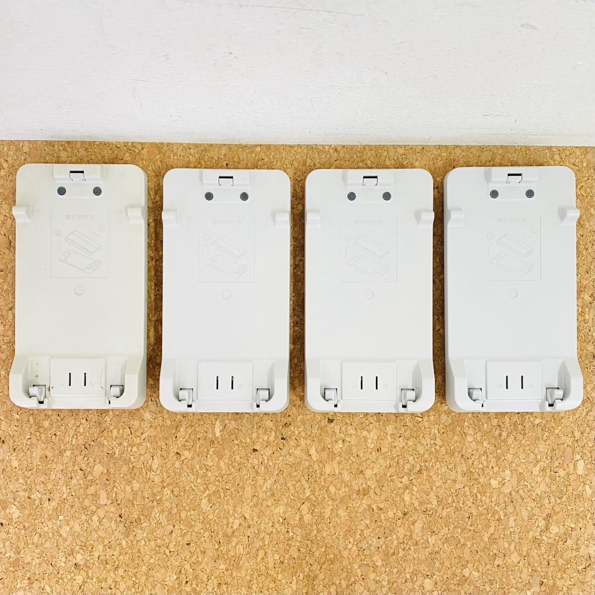 docomo ドコモ 卓上ホルダ P41 P-07B用 4個 i8254 コンパクト発送(バッテリー、充電器)｜売買されたオークション情報 ...