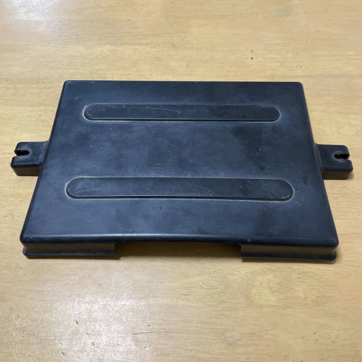 バッテリー カバー いすゞ エルフ フォワード いすず 2t 4t(その他)｜売買されたオークション情報、yahooの商品情報をアーカイブ公開 - オークファン（aucfan.com）