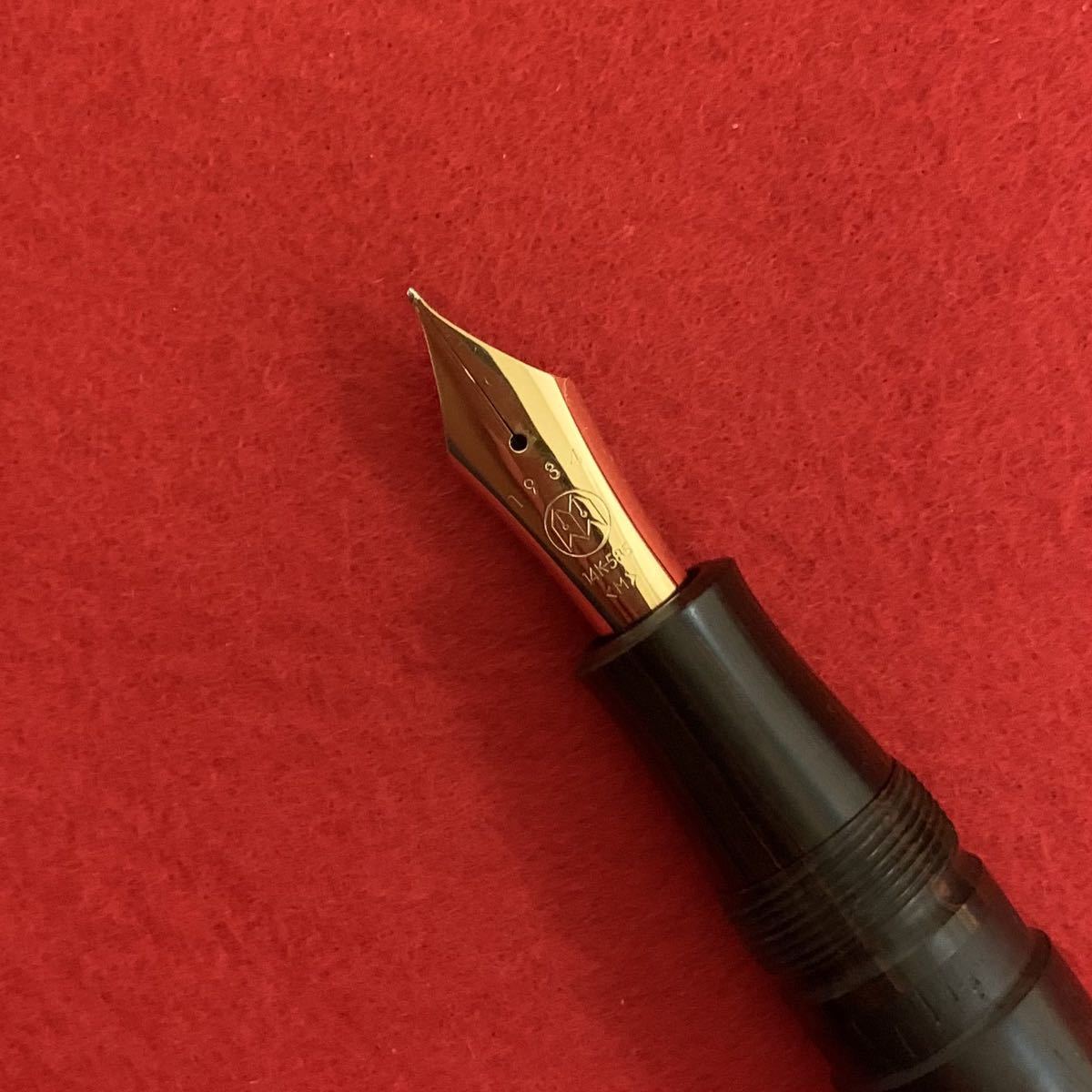 万年筆博士 ココボロウッド レッドマーブルエボナイト 万年筆 14K 中字 Fountain Pen HAKASE Cocobolo Wood ...