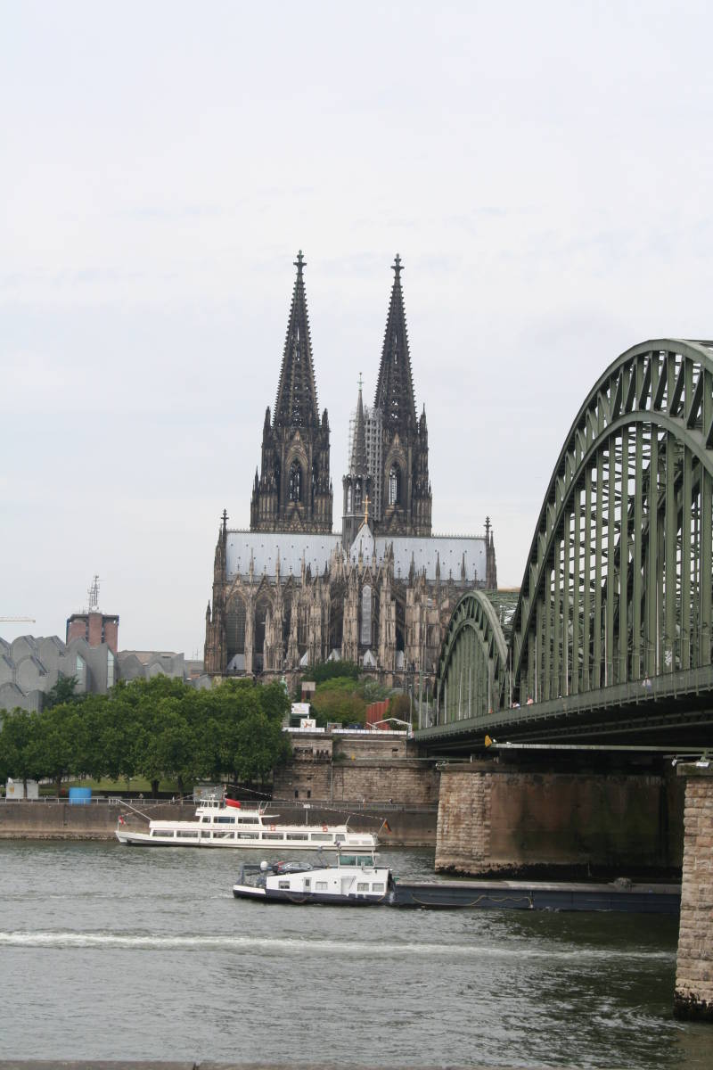 1624 リピートOK 画像データ ケルンの大聖堂 フリー素材 ポイント消化 匿名取引(静物)｜売買されたオークション情報、yahooの商品情報をアーカイブ公開 - オークファン（aucfan ...