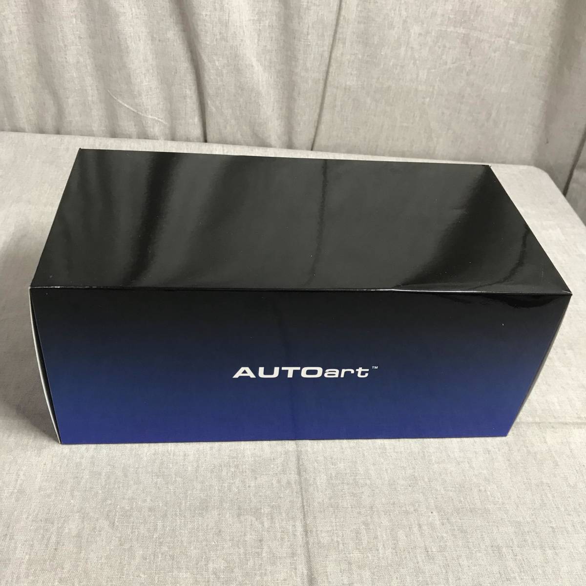 AUTOart 1/18 ポルシェ 911 991.2 GT2 RS ヴァイザッハ パッケージ レッド/カーボンブラック 完成品 78173 ...