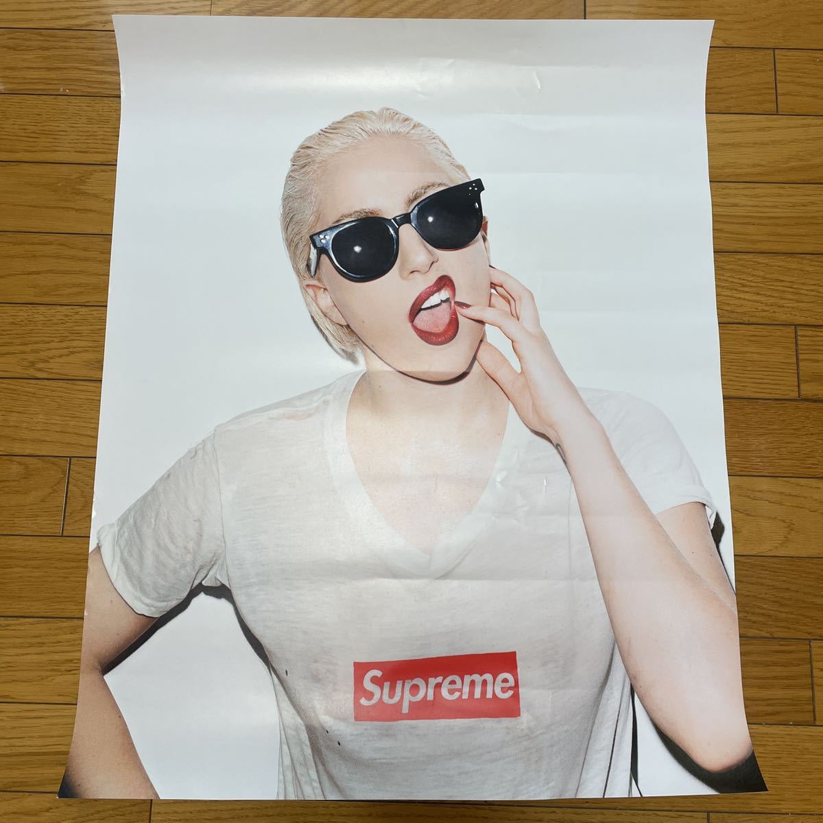 激レア Supreme 11SS Lady Gaga Poster シュプリーム レディーガガ ポスター 非売品(その他)｜売買された ...